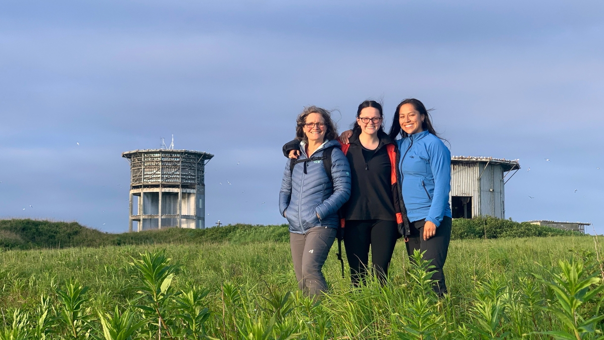 Seabirds as Sentinels: Bucknell Researchers Make 'National Geographic'